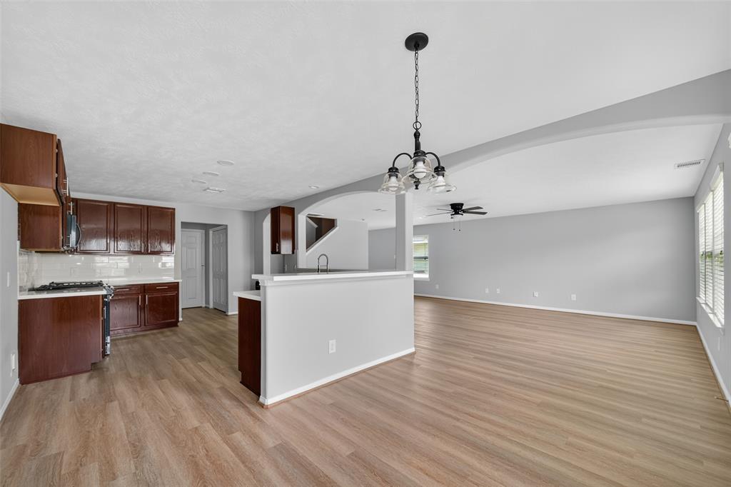 8614 Doskocil Dr, HOUSTON, TX 77044 - HAR.com