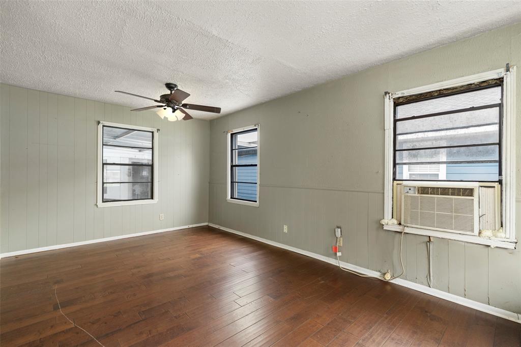 242 Hahlo St, HOUSTON, TX 77020 - HAR.com