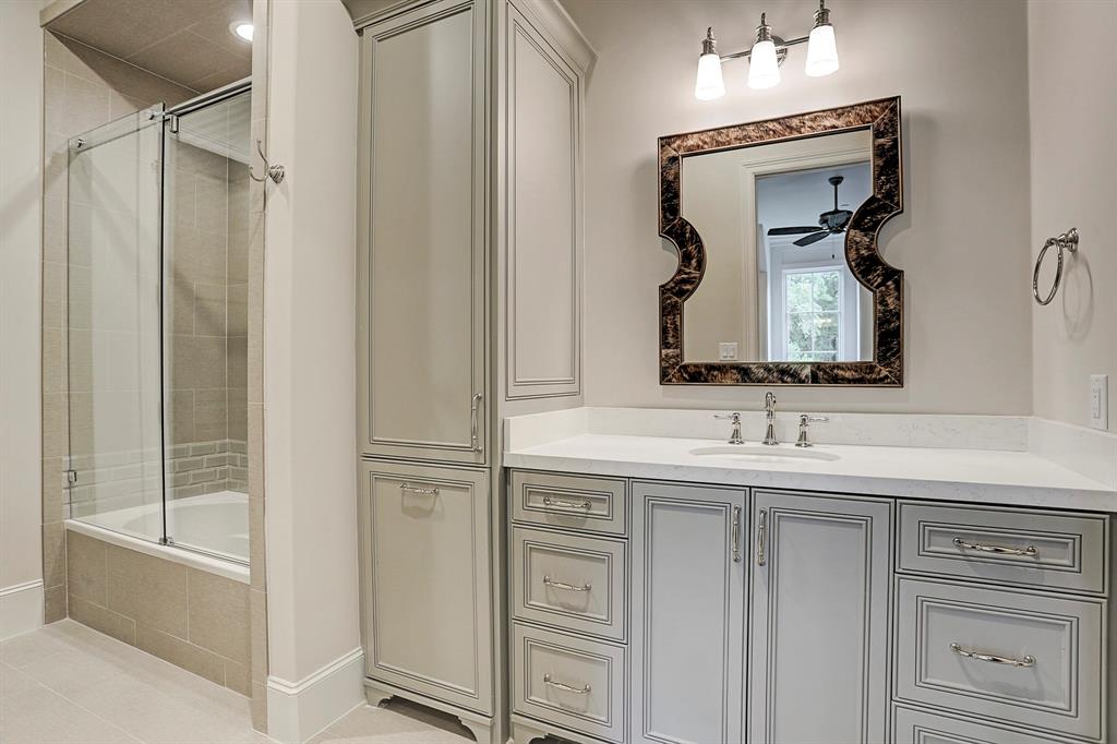 11302 Jamestown Rd, HOUSTON, TX 77024 - HAR.com