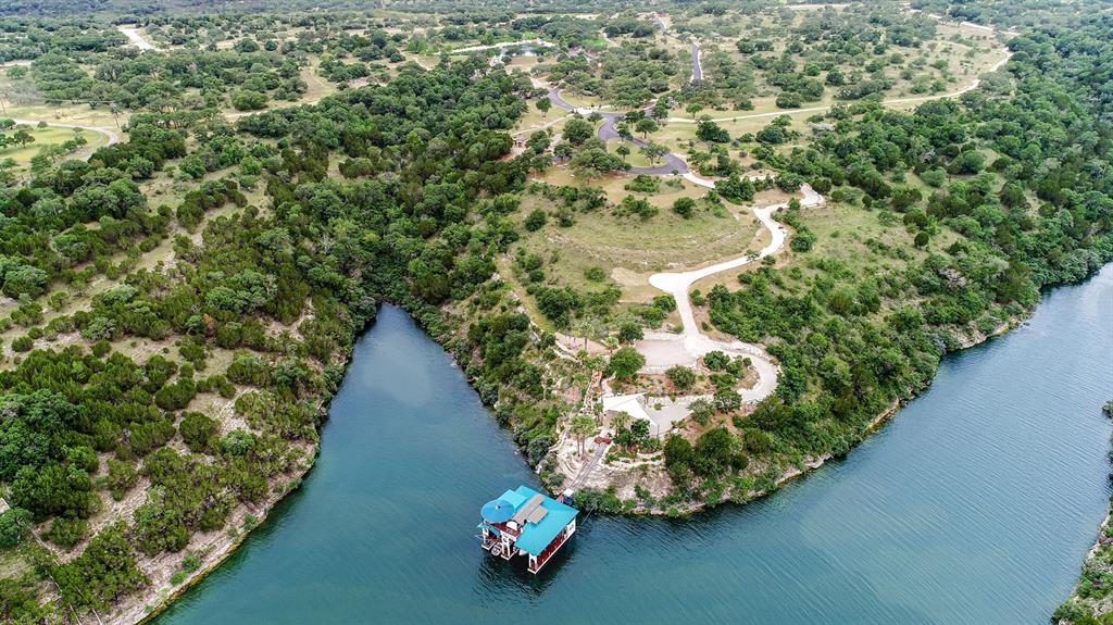 4801 Mira Lago Dr, LAGO VISTA, TX 78645 - HAR.com